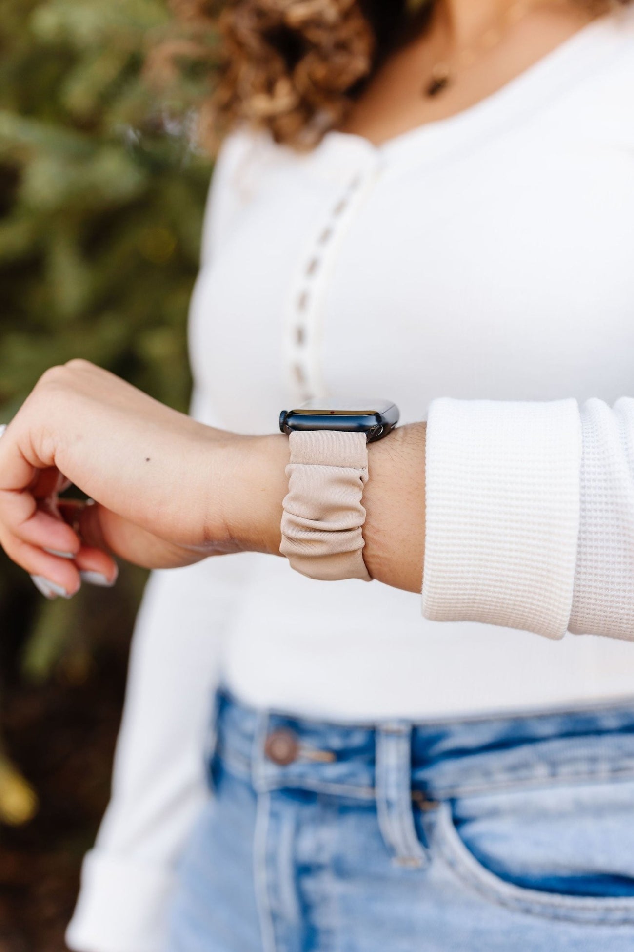 Light Tan Athletic Scrunchie Band Compatible with Apple Watch – ANDI